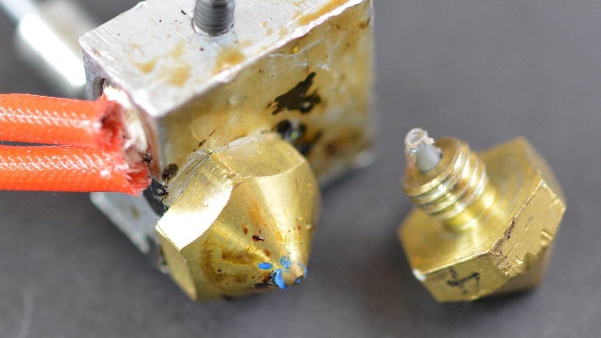 [Tuto] Comment déboucher une buse d'imprimante 3D - Letmeknow
